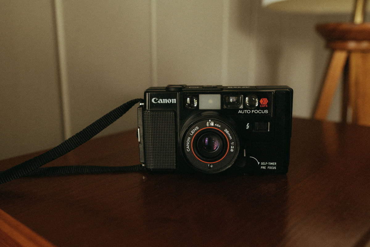 Film Photography vs Digital: The Beauty of Waiting for the Perfect Shot
