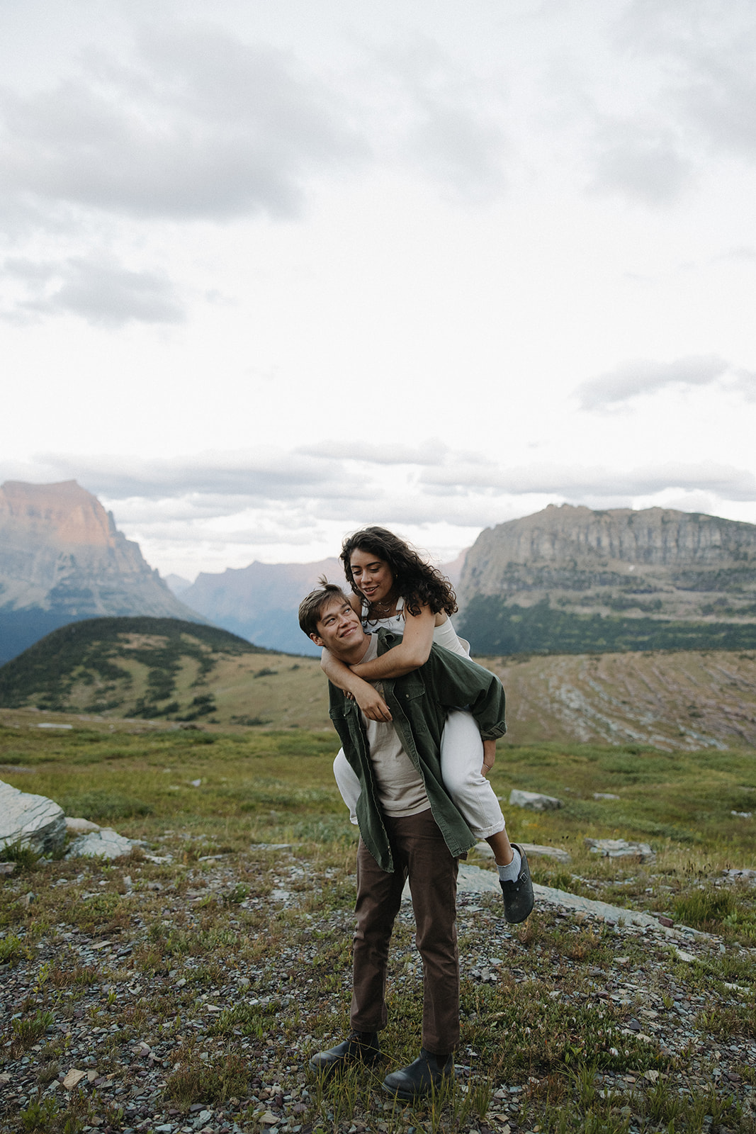 Unexpected Couples Adventure Turned Engagement Session in Glacier ...